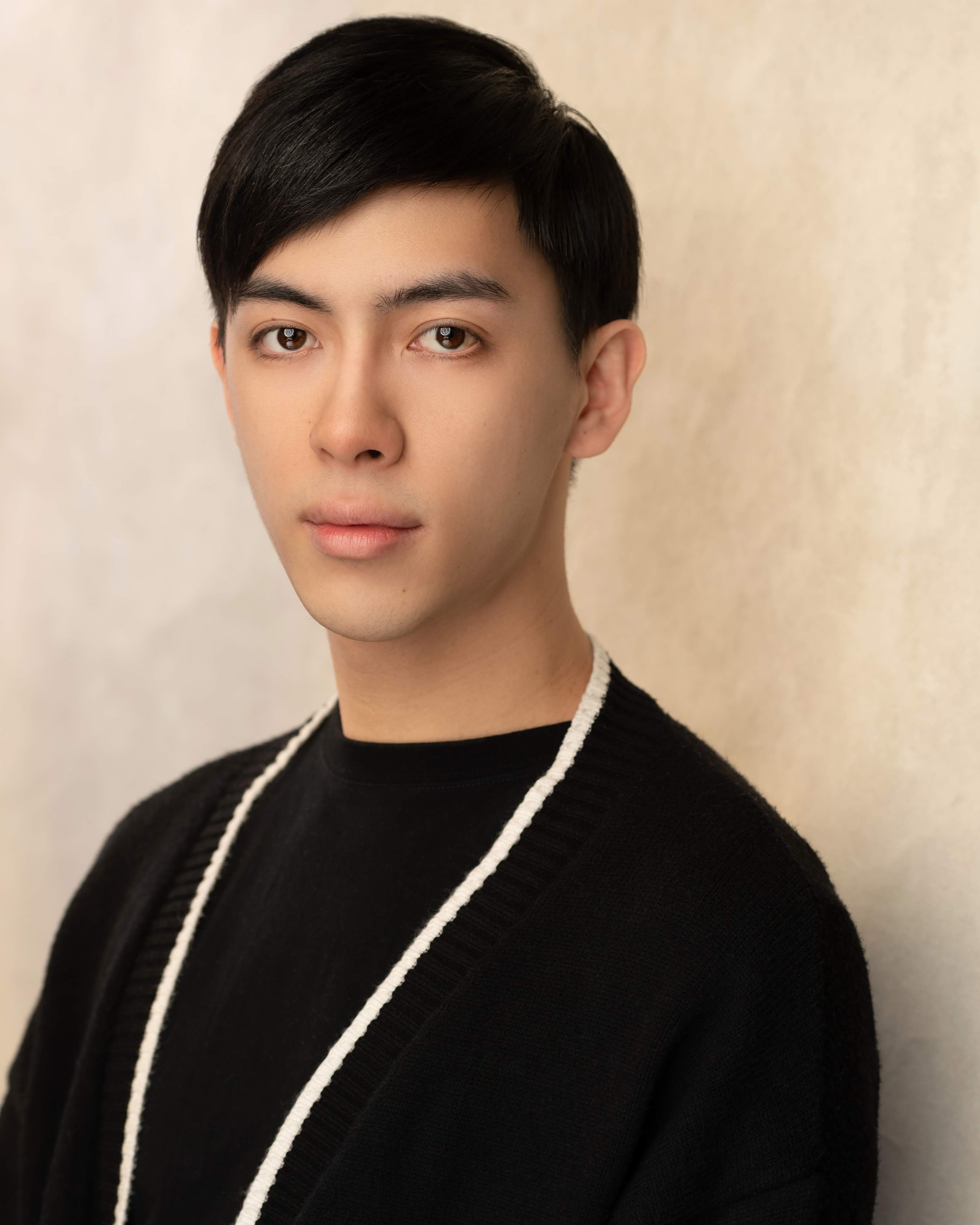 Liang Hong Chinese, Singing, Acting Tutor in LONDON
